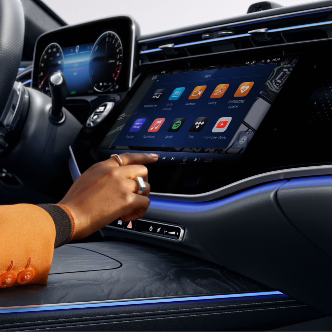 Mercedes-Benz MBUX 2.0: El Futuro de la Conectividad y el ...