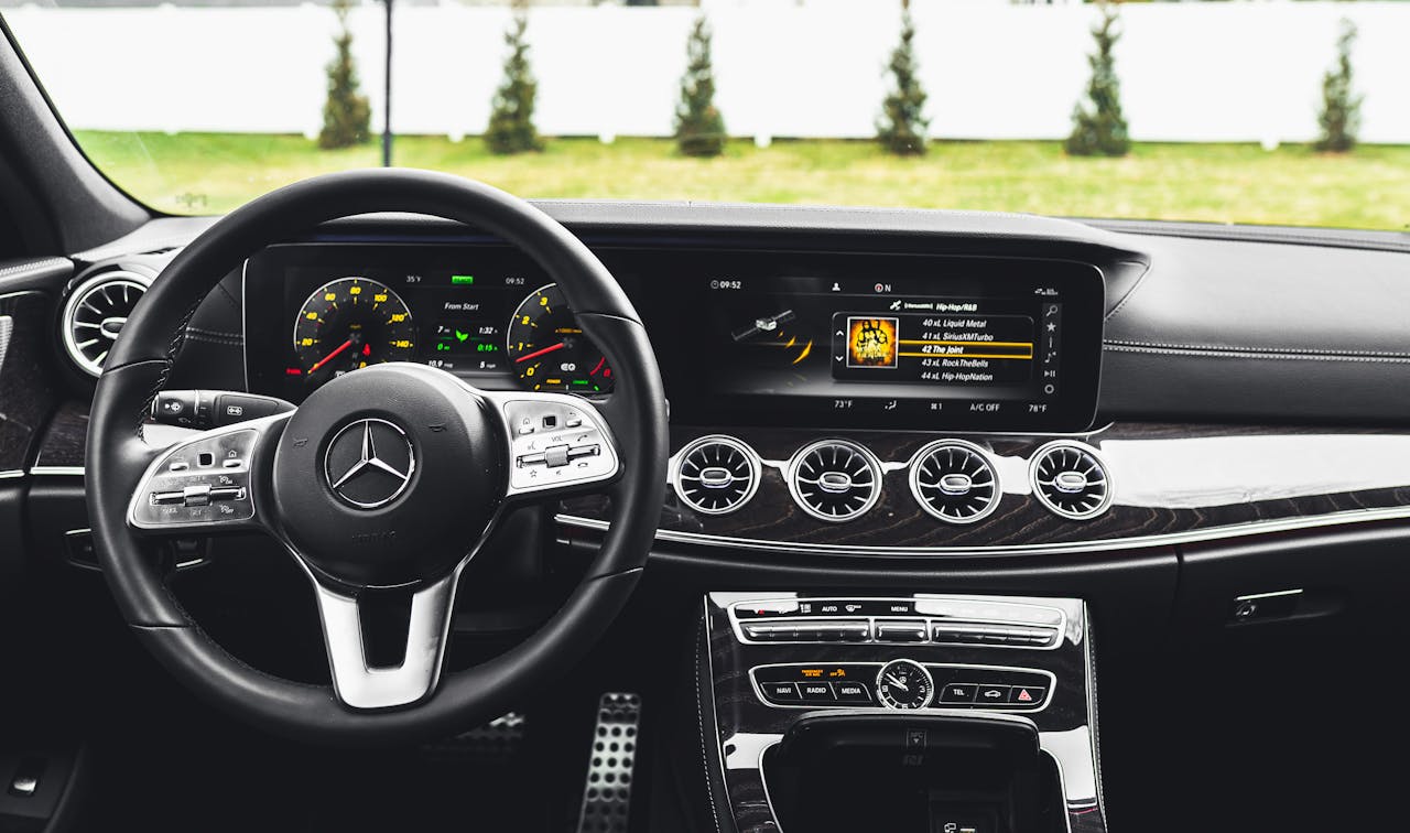 ¿Qué es y cómo funciona el Tempomat en un Mercedes?